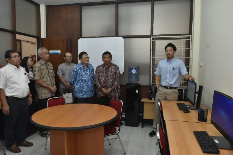 Kerjasama dengan Nakayama Iron Works, Ltd, FTMD ITB Resmikan ...