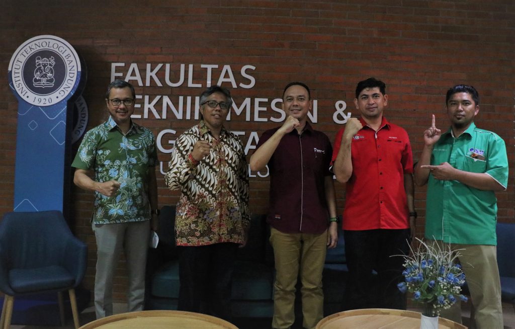 FTMD Terima Kunjungan dari UTeM - Fakultas Teknik Mesin dan Dirgantara ...